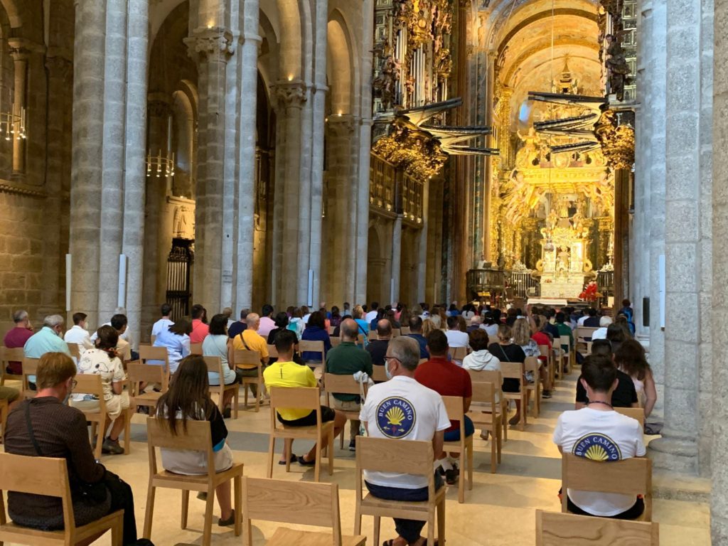 Catedral de Santiago . Información Horarios misa. - Red de albergues ...